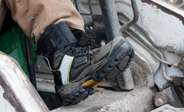 Shop Men's Winter Gloves & Mittens – Baffin